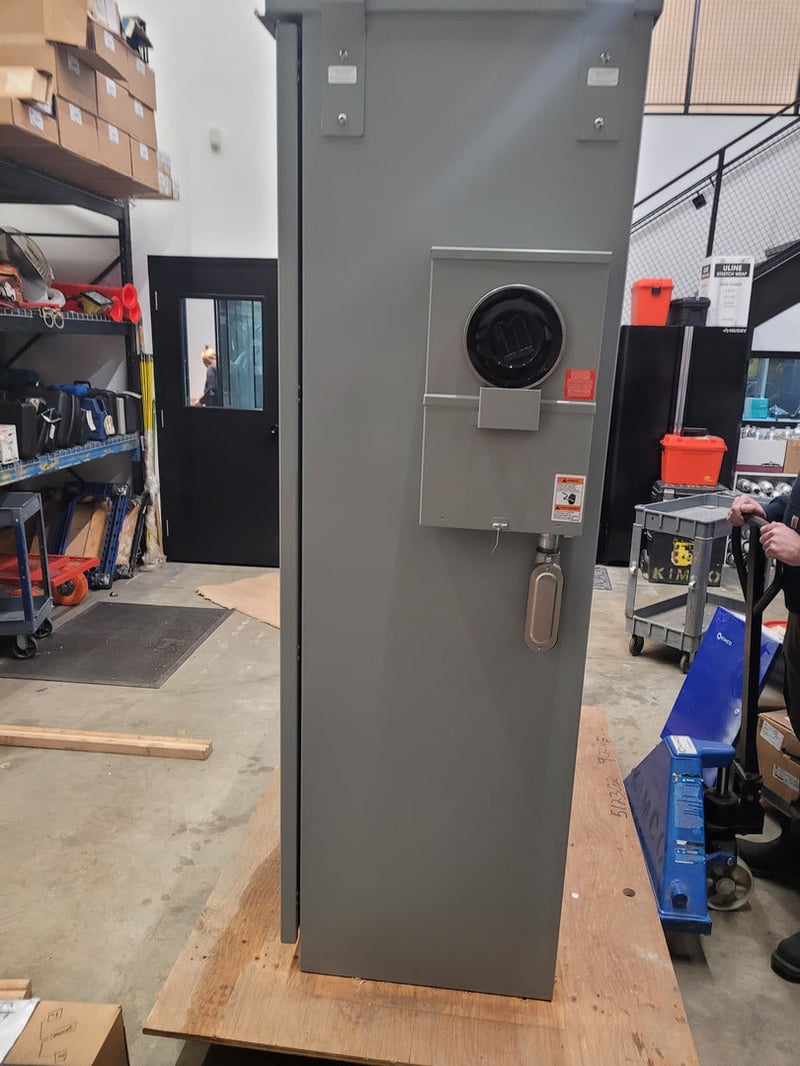 Microelectric, service entrance meter enclosure, 1200 amp, 600 Volts ...