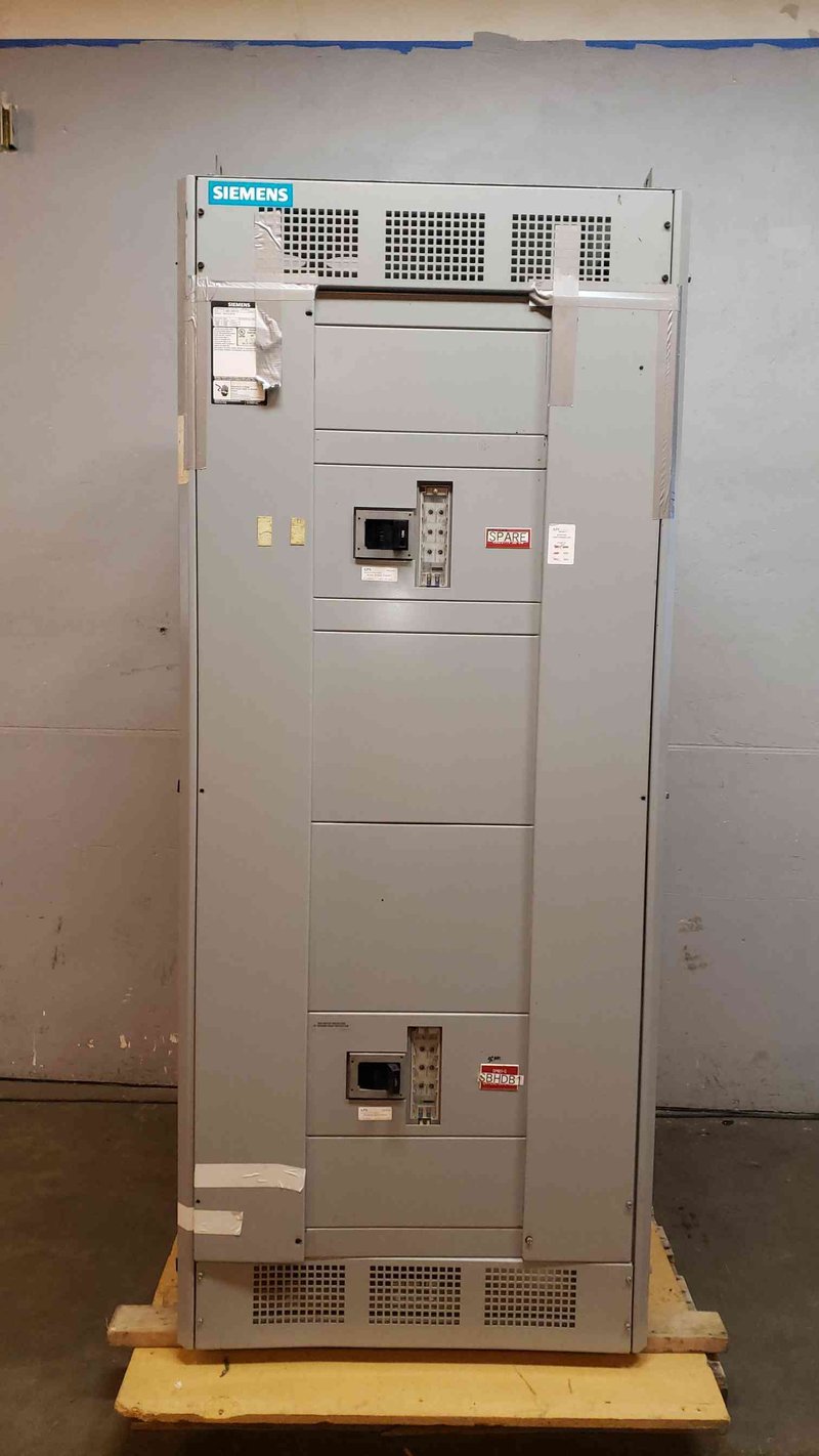 2500 Amps, Siemens, Switchboard 2 Breaker Panel, 480Y/277V. 3PH, 2004 ...