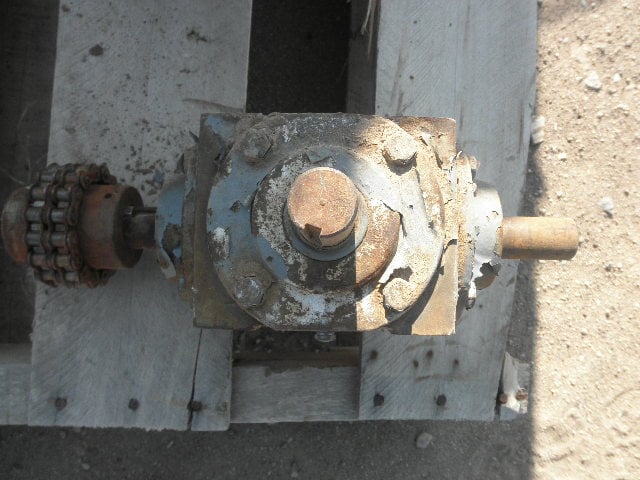 27 HP @ 3000 RPM, Hub City #150-GG, Right Angle Gearbox, 1.00 :1 Ratio ...