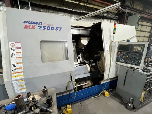 Daewoo Doosan Puma #MX2500ST, CNC lathe, 29.5" swing, 10" chuck, 2.9" bar, 21.25" dia., 40.15 ...