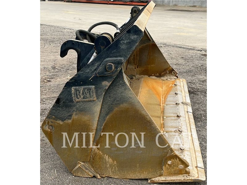 Caterpillar 924/930 2.5 CYD MULTI PURPOSE BUCKET, Bucket, S/N: 7KW04211 ...
