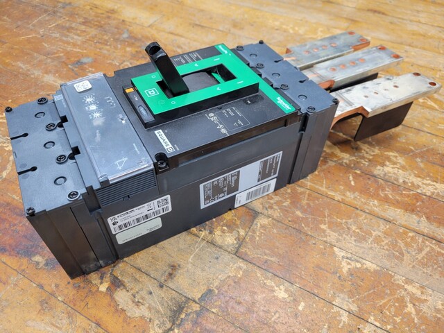 400 Amps, Square D, LGP36400U31XLC, Feed-Thru Circuit Breaker, 600VAC ...