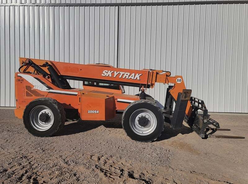 10000 lb. Skytrak #10054, telescopic forklift, 648" lift height ...