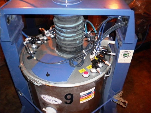 Nordson #HR-150 Powder Feed Hopper, 150 lb. With 16 Pumps for Sale ...