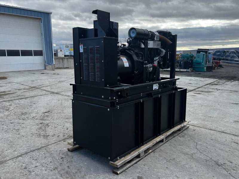 48 KW Generac #0060710, diesel generator, skid mounted, base fuel tank ...