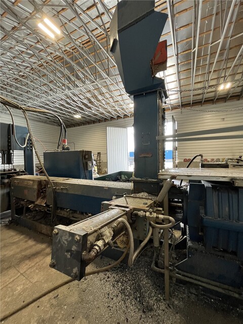 4.5" Davis Standard #45IN45-34, single screw ram stuffing extruder, 400 ...