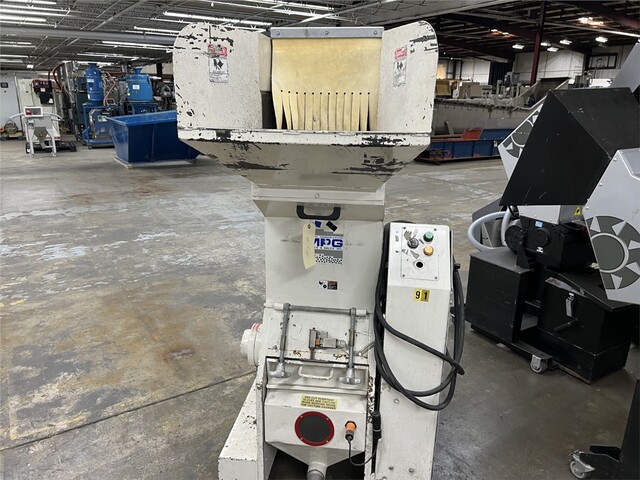 11" x 14" MPG #M1114N, granulator, 10 HP, staggered knife rotor, bolt ...