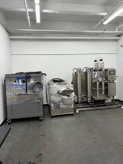Isolate Extraction Systems #ISO-CDMH.20.2X.2F, co2 extractor, 40 L, 4kg ...