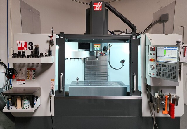 Haas #VF-3, CNC vertical machining center, 20 automatic tool changer, 40" X, 20" Y, 25" Z, 8100 ...