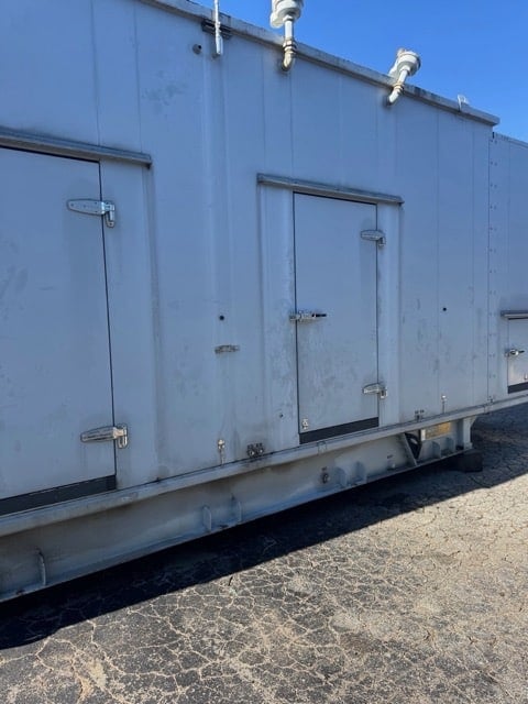 1000 KW Caterpillar #C32, diesel generator, 480 Volts, weatherproof ...