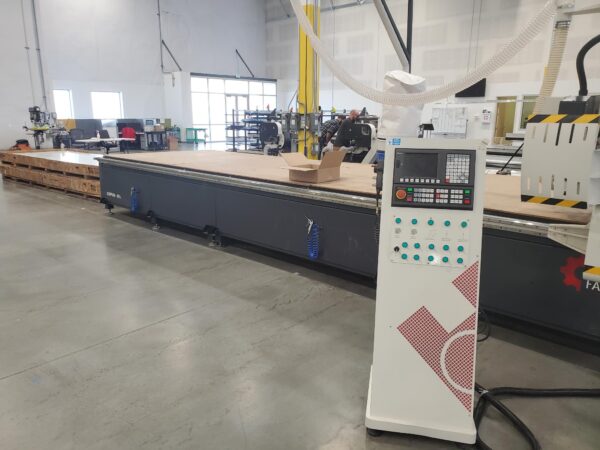 Fab Plus #Lepus-II/L, Flat Table Router with 22' table, 18000 RPM, 2022 ...