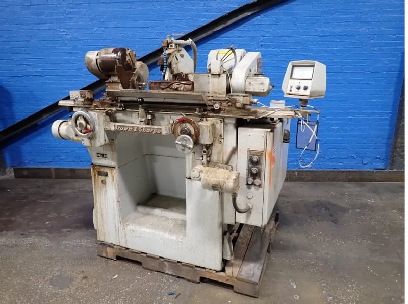 4" x 18" Brown & Sharpe #5, automatic cycle plain cylindrical grinder ...
