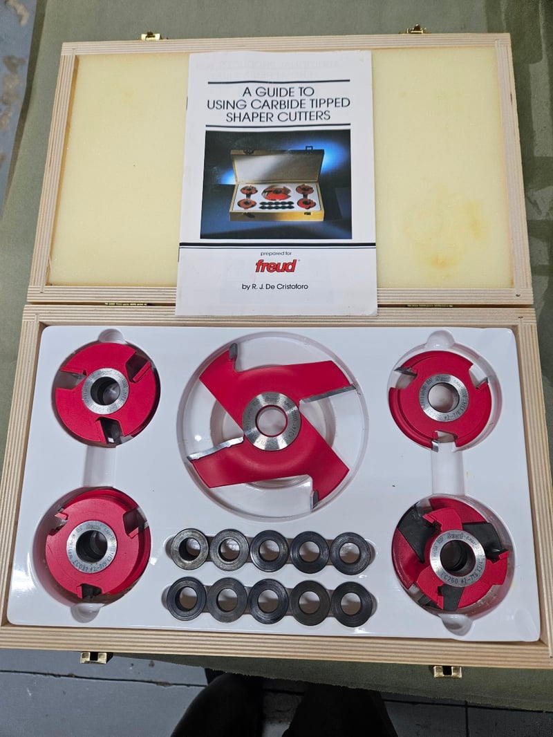 Freud UC-900 #210 Raised Panel Tool Door system kit (used) for Sale ...