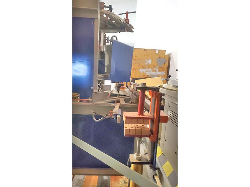 Ruvo #2200, semi-auto stair stringer router, 2" x 15.75" stringer For ...