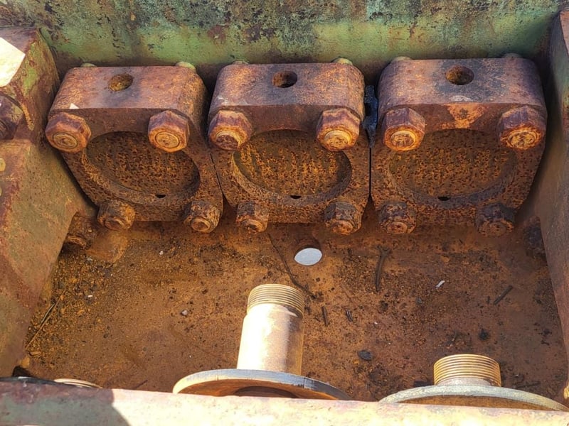 Union #TX-125, triplex pump, 5" stroke, 125 HP, 7.118:1 ratio, wing ...