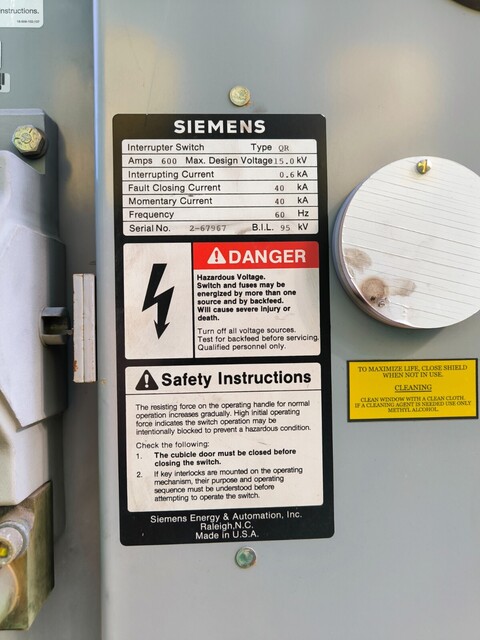 600 Amp. Siemens, QR, Interrupter Load Switch, 15 kV, 3 Pole A1550X150E ...