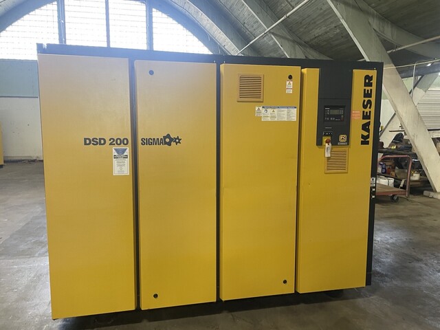 862 cfm, 125 psig, Kaeser #DSD-200, Rotary Screw Air Compressor, 200 HP ...