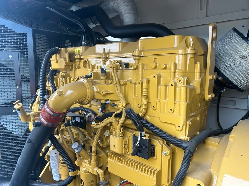 400 KW Caterpillar #D400GC, diesel generator set, 277/480 Volts, 3 ...