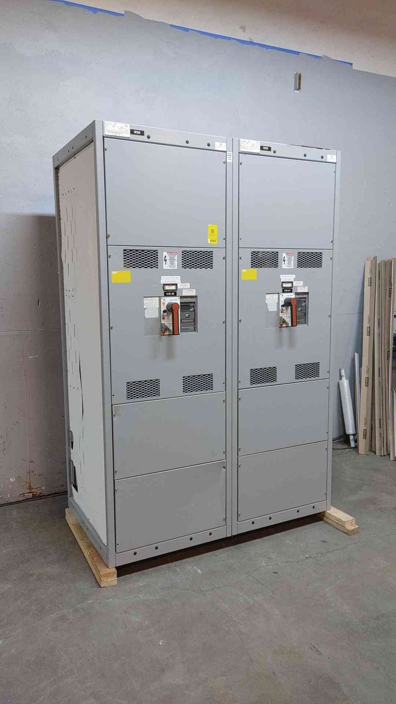 3000 Amps, General Electric Spectra Switchboard, 208Y/120V., 3PH, 4W, 4 ...