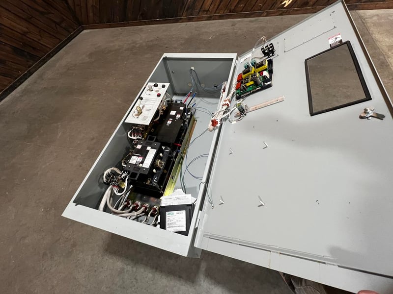 150 Amp. ASCO 7000 Series, automatic transfer switch, 208 Volts, type 1 ...