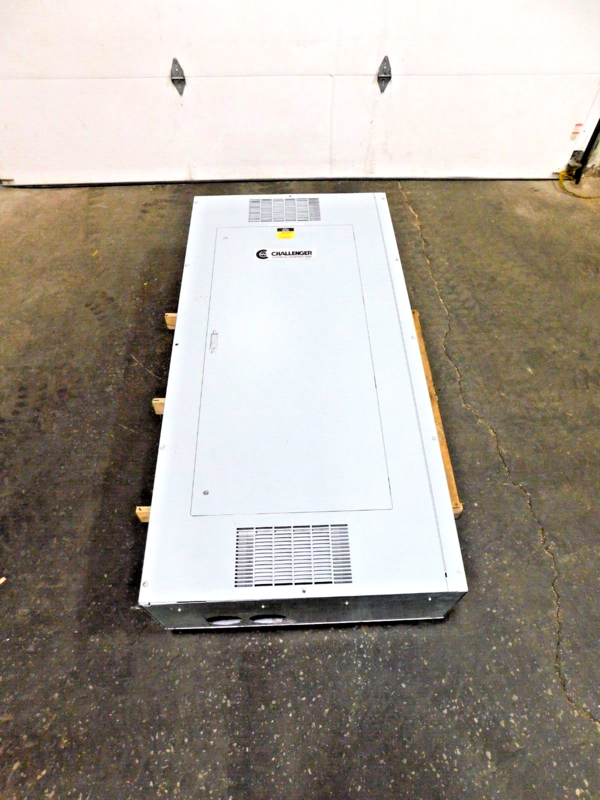 800 Amp. Cutler-Hammer, PRL4B, Pow-R-Line panelboard, 4-wire, 208/120 ...