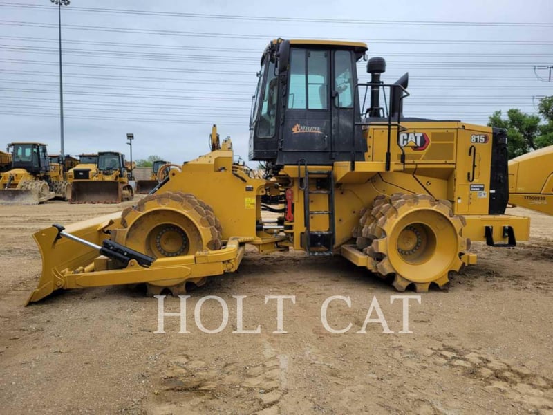Caterpillar 815, Compactor, 44 hours, S/N: J5T00232, 2024 For Sale ...