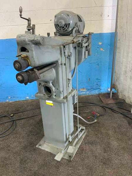 No. 180 Niagara, forming machine, 18-12 gauge, 12" throat, foot pedal ...