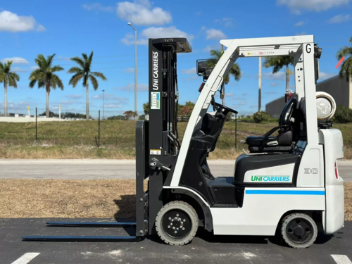 3000 lb. Unicarriers Nissan #MCP1F1A15LV, sit down forklift, propane, 3 ...