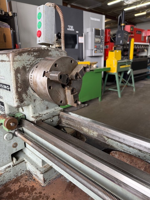 12.5" X 36" Clausing #5914, Engine Lathe, 8" swing over cross slide ...