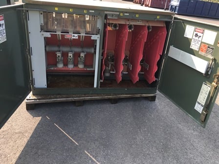 600 Amp, S & C, No. PMH-11, 14400 Volts, MINI-RUPTER SWITCH For Sale ...