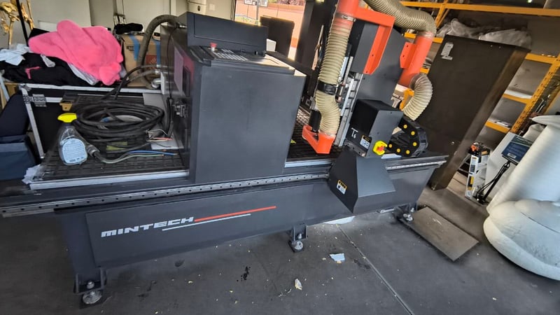 Mintech #MR84, CNC Router, 4' x 8' table, vacuum table w/ t-slots, 5" max thick, 5.3 HP spindle ...