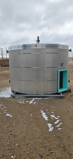 100 bbl Coated Storage Tank, 2004 For Sale | Surplus Record
