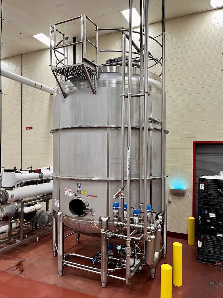 Feldmeier 10000 Gallon 316 Stainless Steel Vertical Mix Tanks For Sale ...