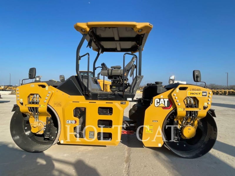 Caterpillar CB10, Vibratory Single Drum Asphalt, 7 hours, S/N: L9R00481 ...