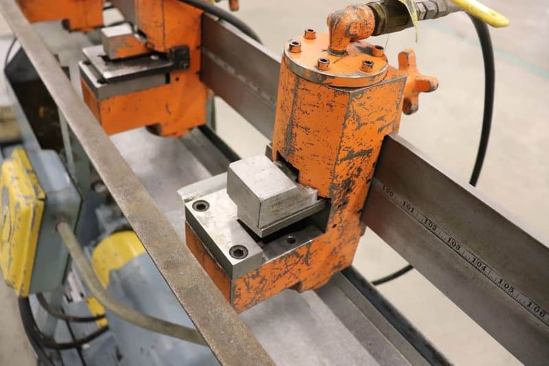16" gauge x 120" Lockformer #Speednotch, 8 head hydraulic notcher, 3 HP ...