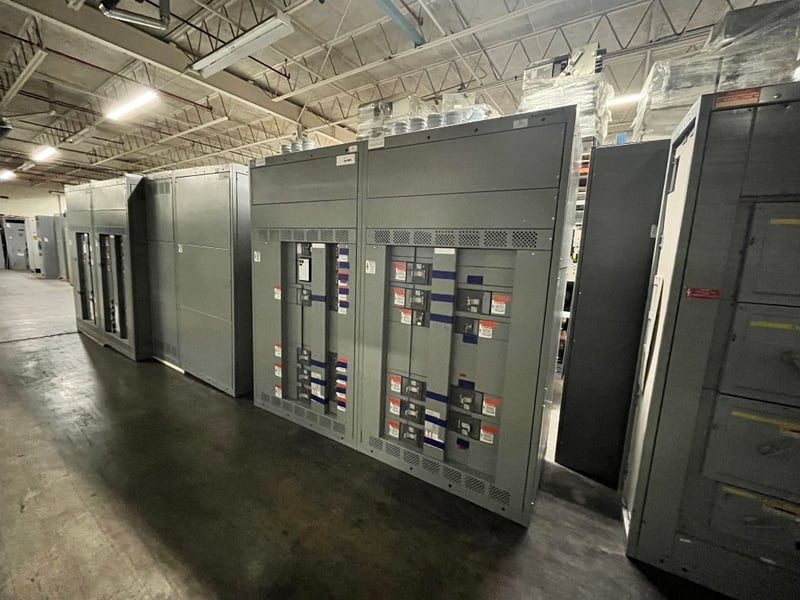 6000 Amps, General Elecric GE/ABB, main breaker line up, GB60M4 Main ...