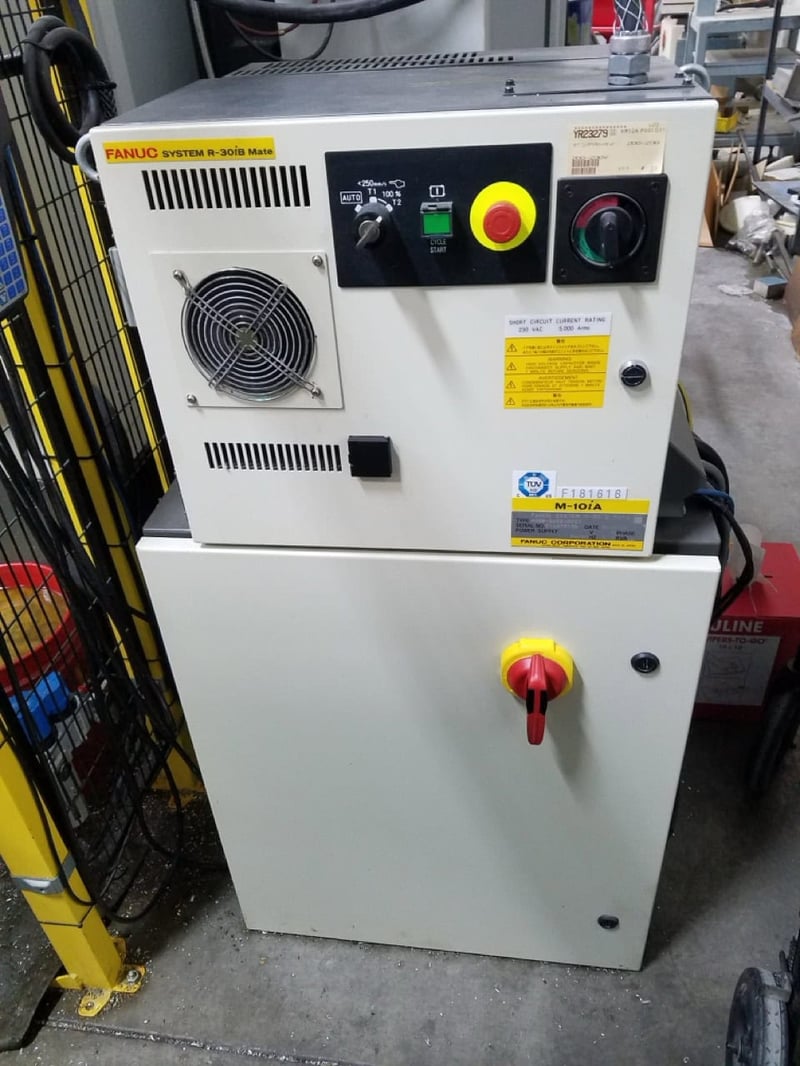 Roboflex #CS Robotic Cell, Fanuc M-10ia/12 Robot, 12kg payload, 1420mm ...