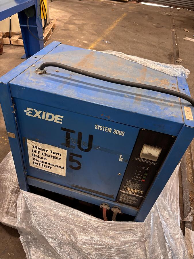 Exide #ES3-12-550, battery charger For Sale | Surplus Record