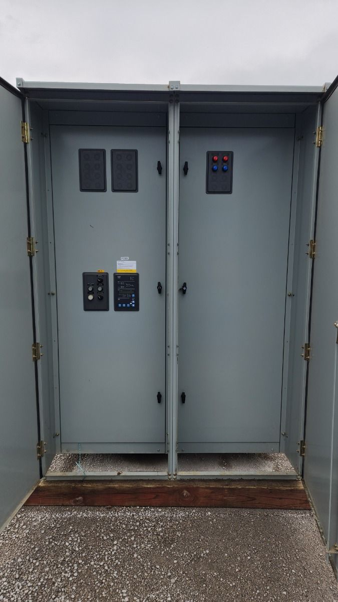1000 Amp. Eaton, service entrance rated automatic transfer switch, 480 ...