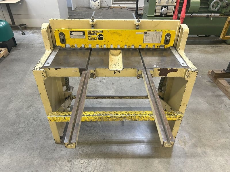 16 gauge x 36" Jet, foot shear, front arm supports, 30" manual back ...