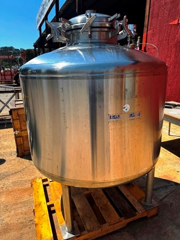 290 gallon Mueller, 1100 liter 316L Stainless Steel tank, jacketed ...