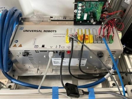 Universal Robots, UR-30, 6-Axis Cobot, 30kg payload, like new, 2024 For ...