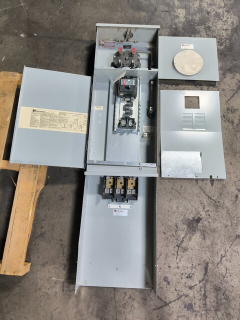 200 Amp. Cutler Hammer, MHM200P, Meter Socket, 120/240 Volts, Ringless ...