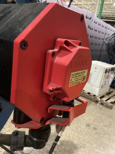 Fanuc, M-900iB/280L, robot with R30iB Plus & WTC 60L5 weld controller ...