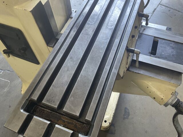 Acer #3VS, Vertical Mill, variable speed, 9" x 42" table, 3 HP, 4200 ...