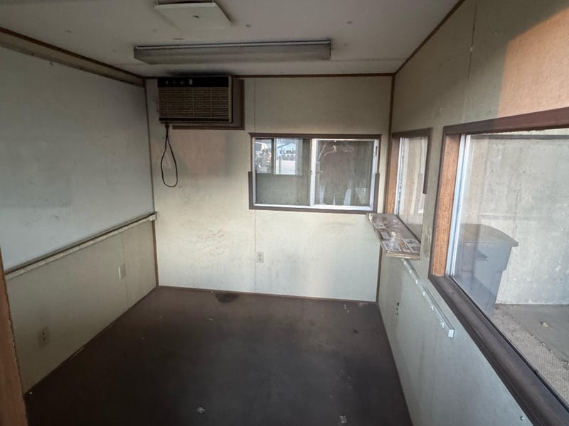8' x 8' x 10' Portable Guard Shack / Modular Office Booth Prefabricated ...