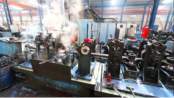 5" x 0.25" ERW, tube mill, RL, 200 FPM, 4+3 form stands, w/ tooling For ...