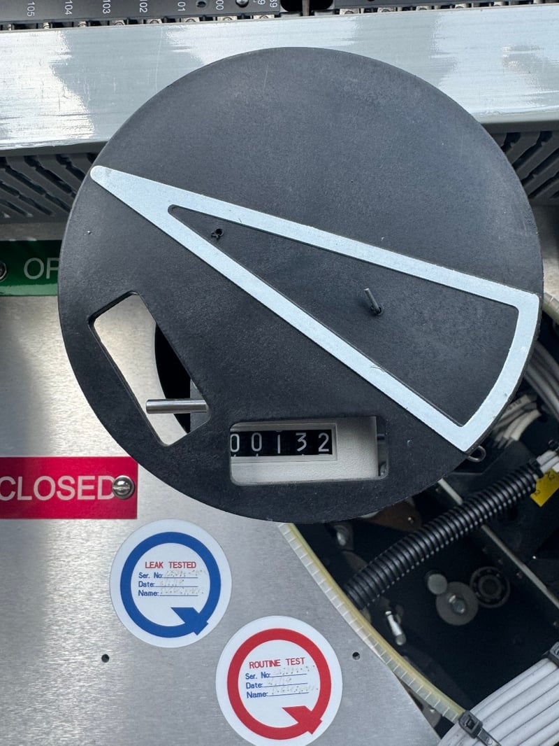 3000 Amps, General Electric, service factor 6 SF6, Gas Insulated Circuit Breaker DT1-72.5FK-F1 ...