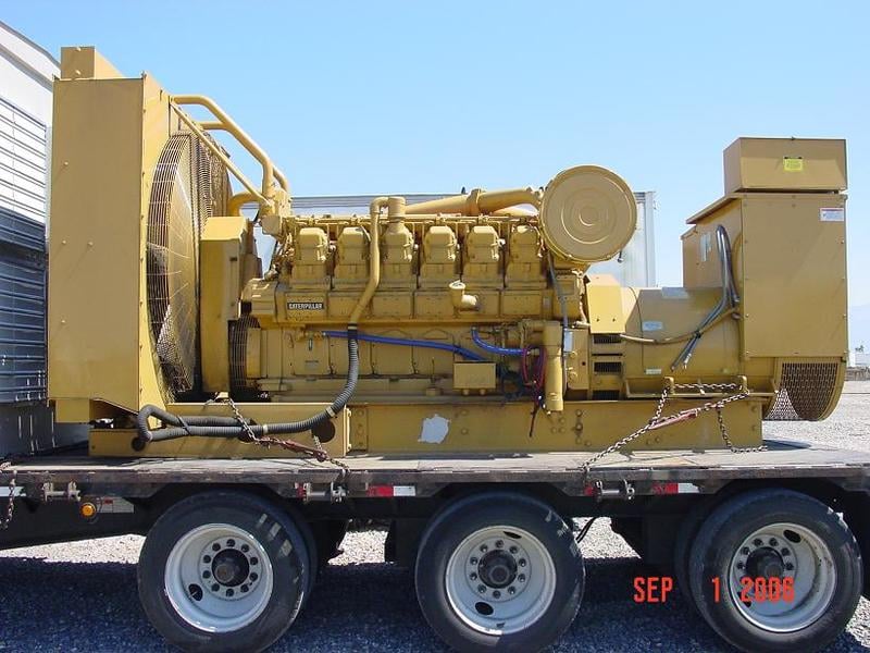 1000 KW Caterpillar #3512, generator set, 480 Volts, 742 hours, 1995 ...