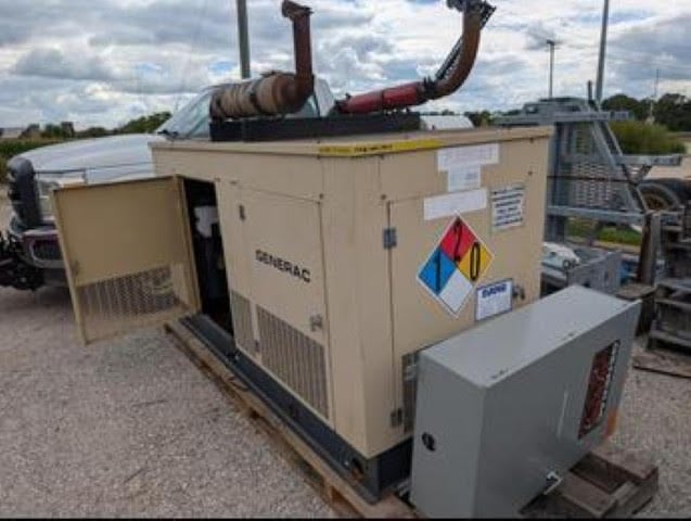 35 KW Generac #SG035, NG/LP Generator, 5.4L engine, 1ph, 120/240, 1997 ...